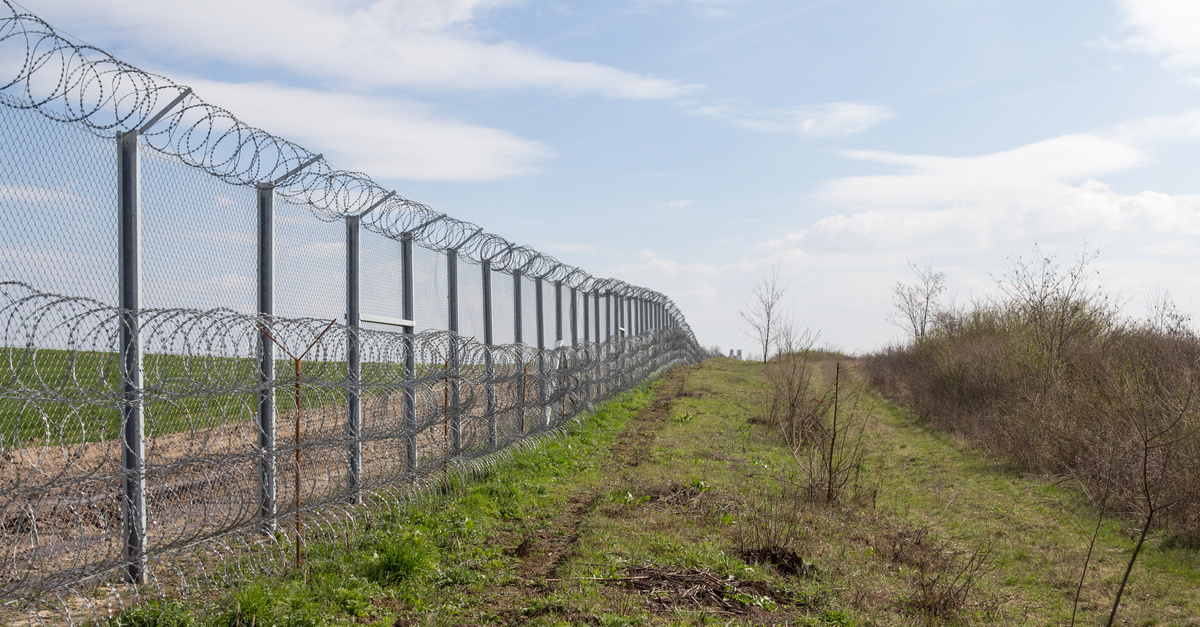 Handbook on Human Security, Borders and Migration explores contemporary ...